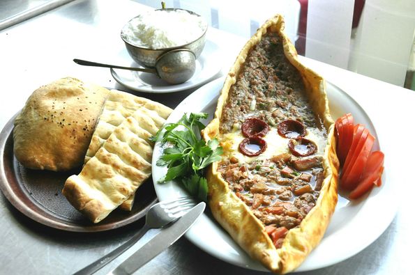 KARIŞIK PİDE TARİFİ – Şef Abdullah Usta